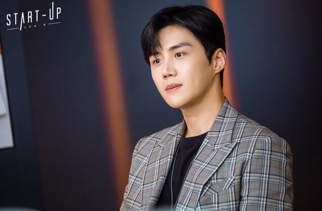 Kim Seonho as Han Ji-pyeong in Start-up (2020) | A Character Study – KORB