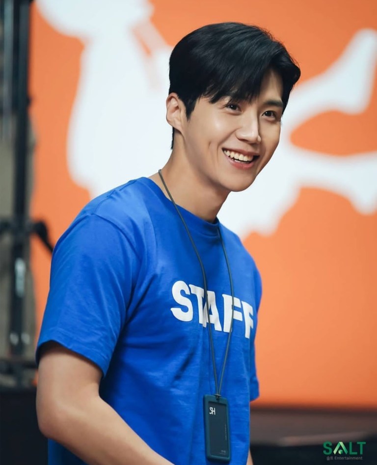 Kim Seonho as Han Ji-pyeong in Start-up (2020) | A Character Study – KORB